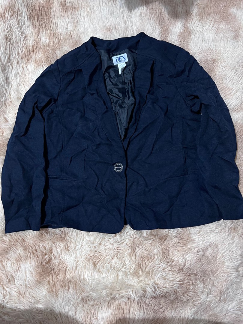 Dark Blue Blazer, Women's Fashion, Coats, Jackets and Outerwear on Carousell