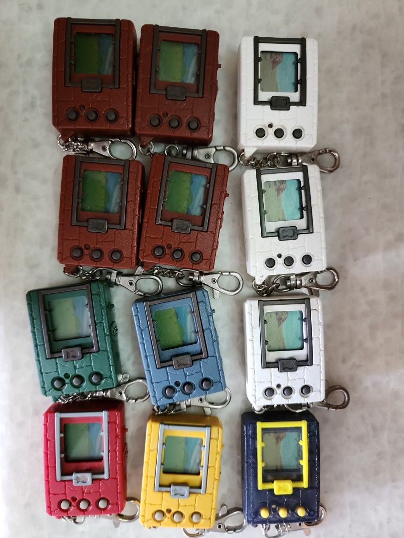 Digimon vpet version 1 and 2, Hobbies & Toys, Toys & Games on Carousell