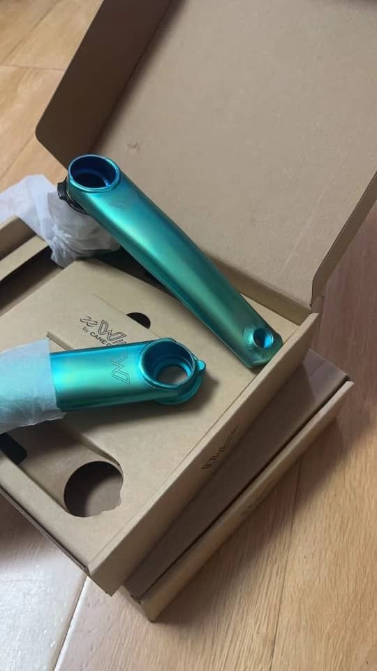 EE wing Crankset in Breen colour, Sports Equipment, Bicycles & Parts ...