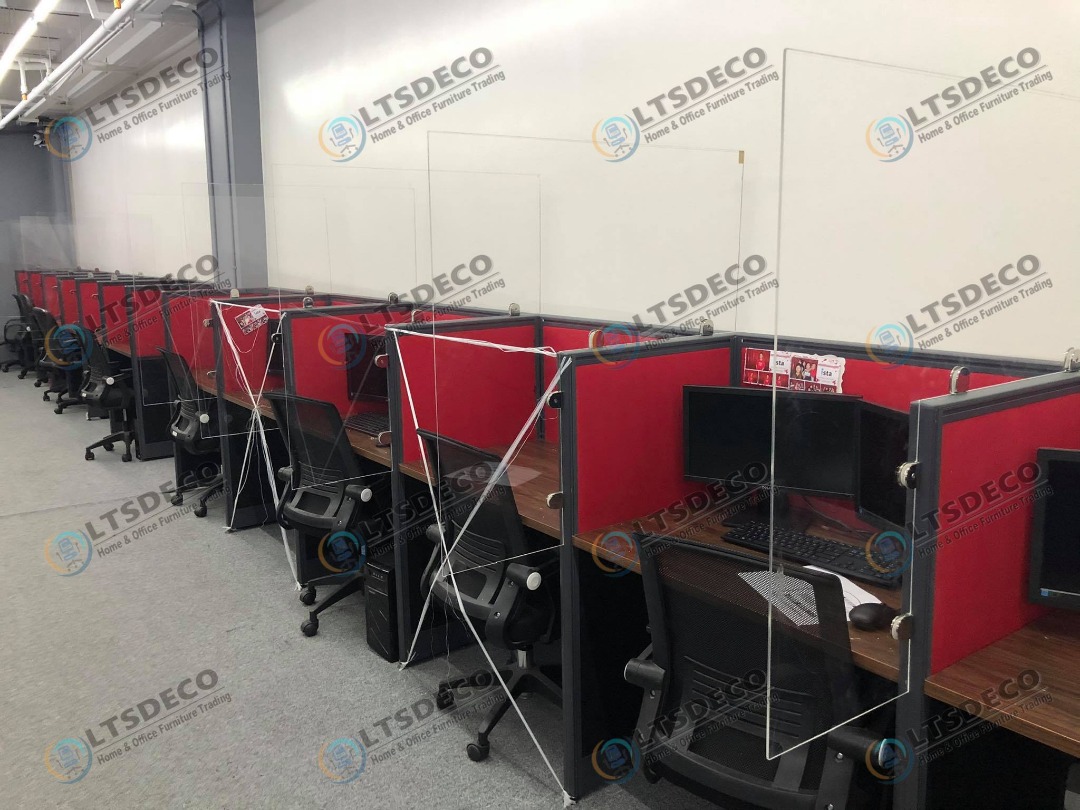 FULL FABRIC WORKSTATION TABLE OFFICE PARTITION on Carousell