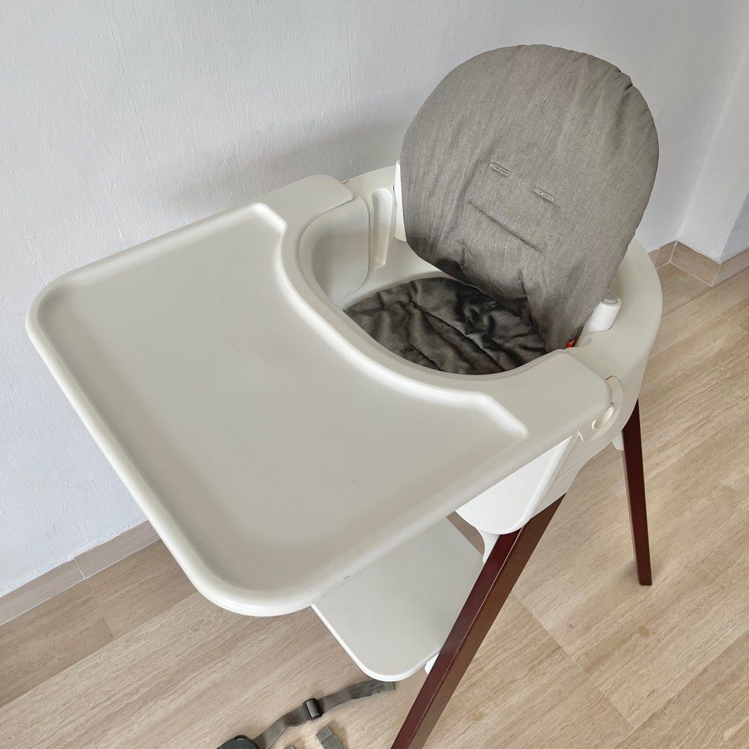 Full set Stokke Step high chair with walnut legs, Babies & Kids ...