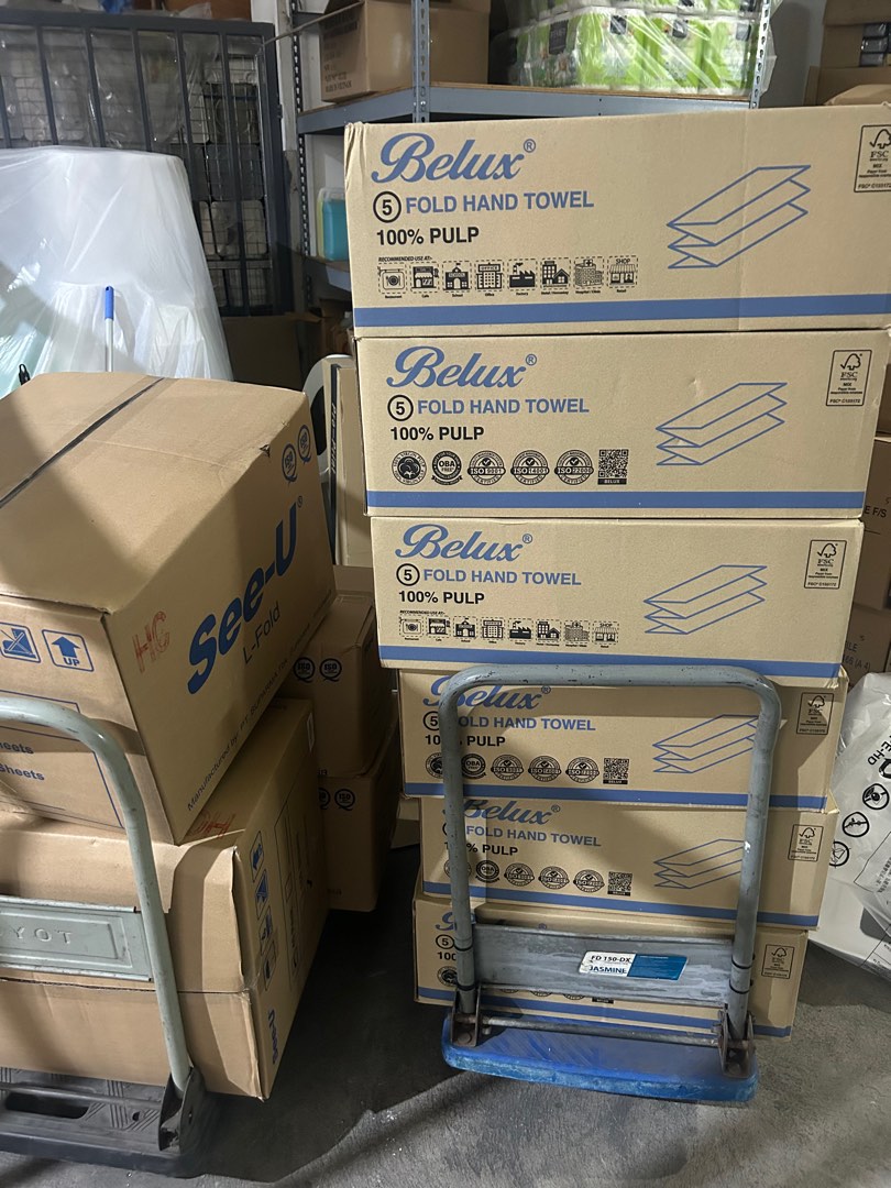 Hand fold towels Belux, Everything Else on Carousell