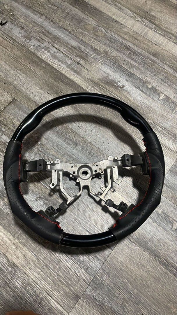 Hiace steering wheel, Car Accessories, Accessories on Carousell