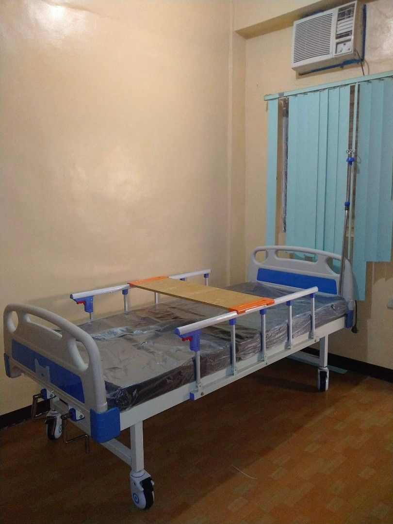 @Higaan pang Medical / Hospital Bed.", Health & Nutrition, Medical ...