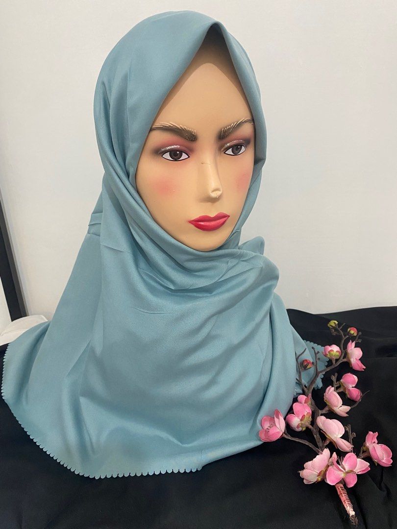 Hijab, Women's Fashion, Muslimah Fashion, Hijabs on Carousell