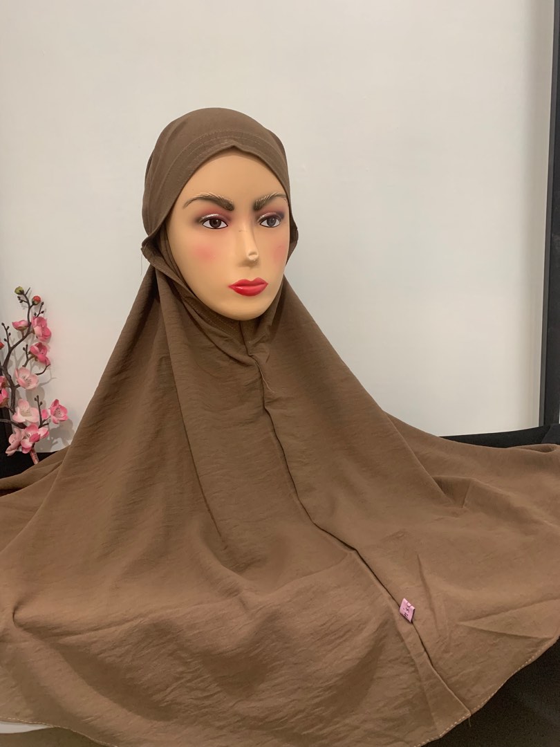 Hijab, Women's Fashion, Muslimah Fashion, Hijabs on Carousell