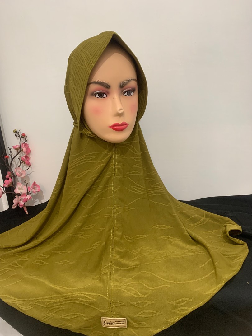 Hijab, Women's Fashion, Muslimah Fashion, Hijabs on Carousell