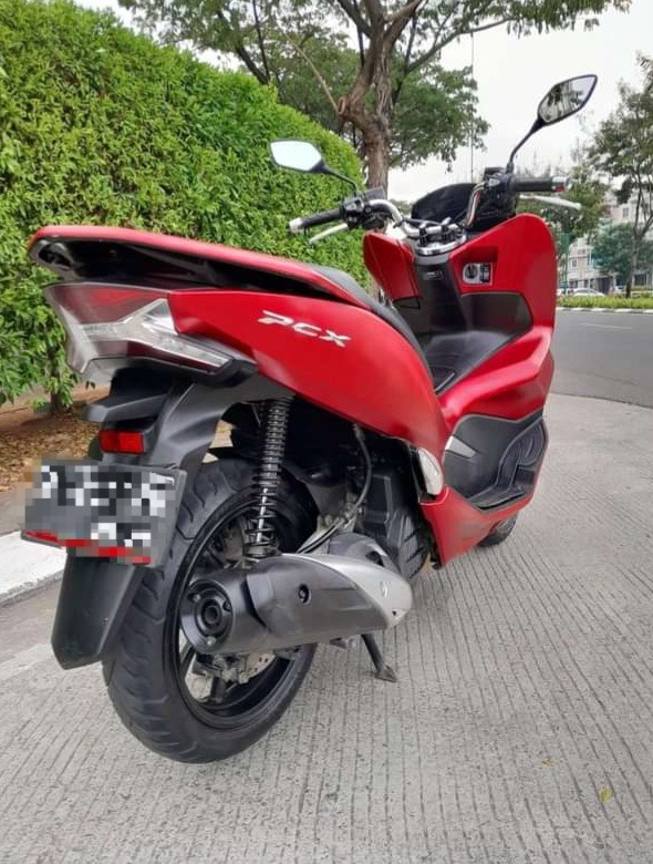 Honda pcx thn 2022 plat BA, Motor di Carousell