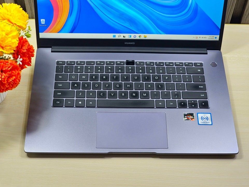 Huawei Matebook BOHK-WAX9X D15 AMD ryzen 5 3500U, 8Gb Ram 512Gb NVMe ...