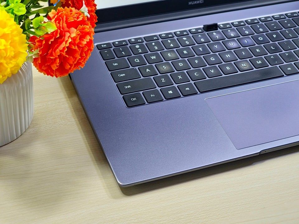 Huawei Matebook BOHK-WAX9X D15 AMD ryzen 5 3500U, 8Gb Ram 512Gb NVMe ...