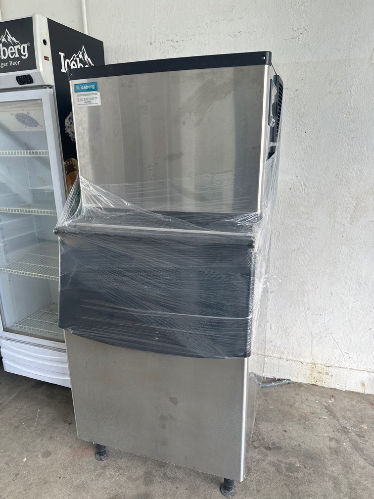 ICEBERG ICE MAKER 500 POUNDS, TV & Home Appliances, Kitchen Appliances ...