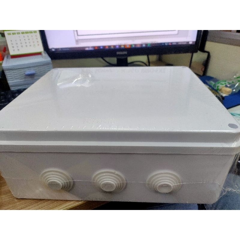 IP65 Junction Box 300*250*120mm, Computers & Tech, Parts & Accessories ...