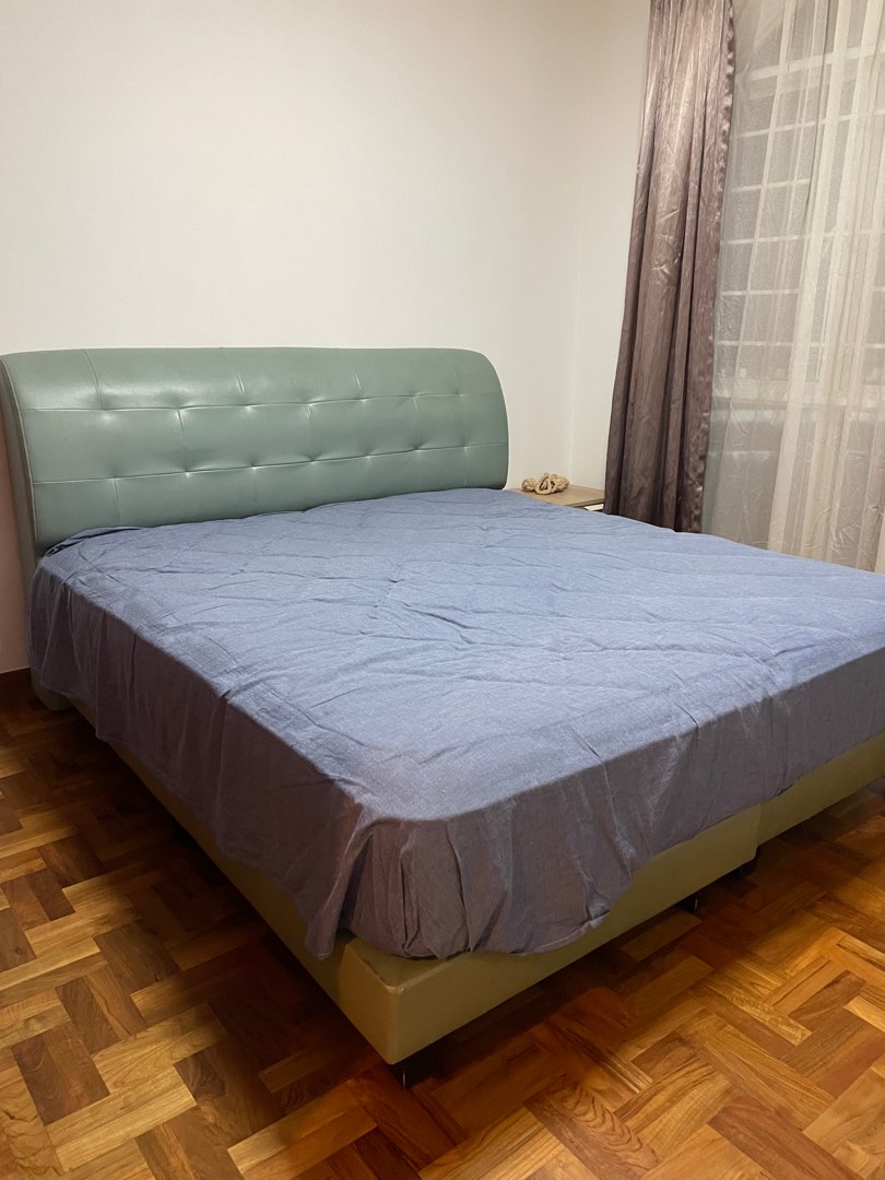 Quick deal - King size bed with Vono mattress, Furniture & Home Living ...