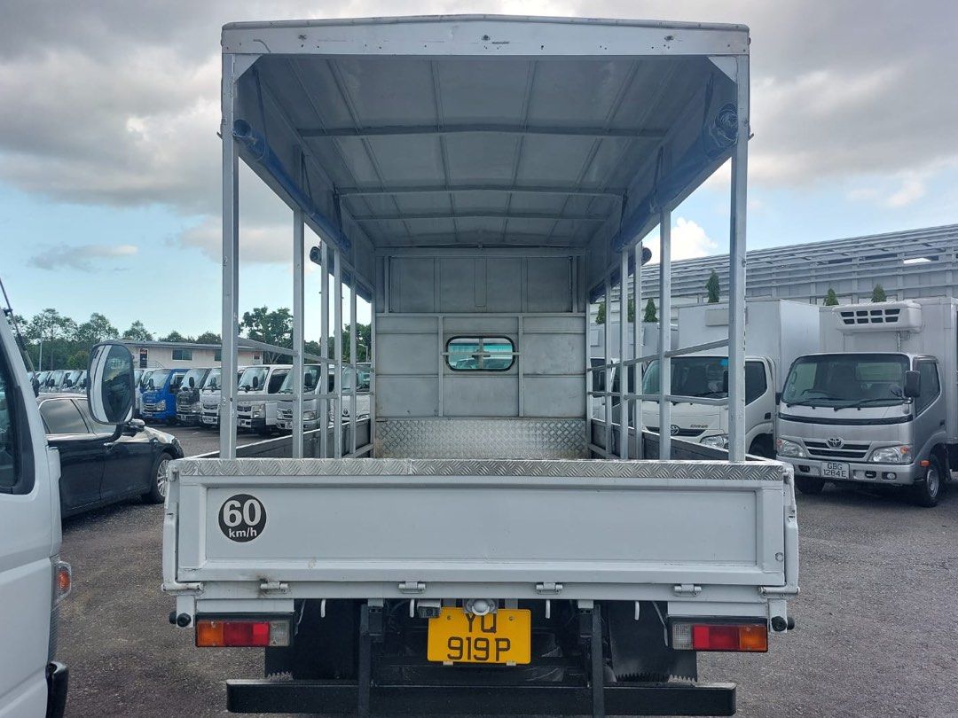 Lorry Rental 14ft Mitsubishi Sliding Canopy Manual Diesel Rent Truck ...