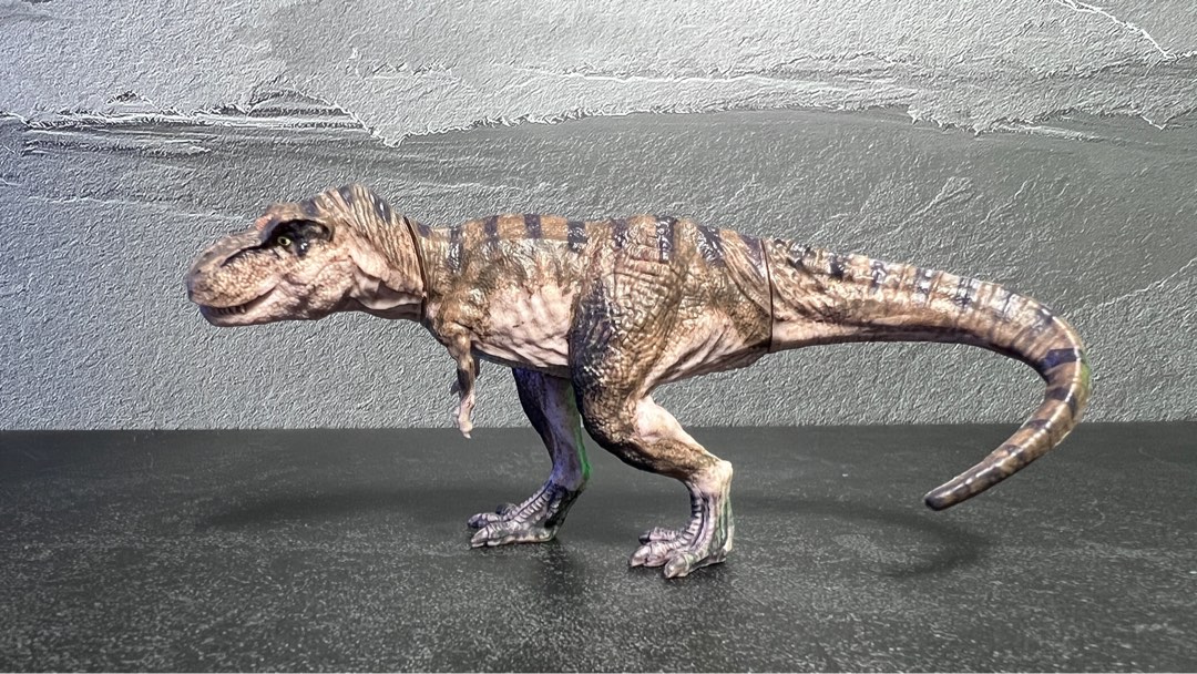 Mega T-Rex Tyrannosaurus Rex Captivz Mega Egg - Jurassic Park 30th Anniversary, Hobbies & Toys ...