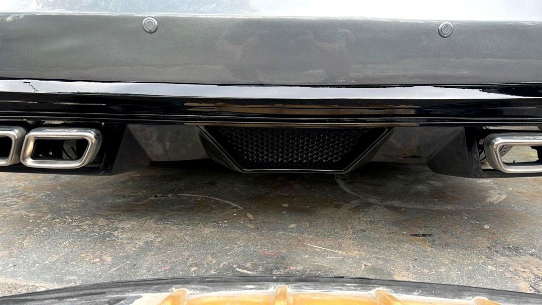 Mercedes C180 W204 rear diffuser, Car Accessories, Accessories on Carousell