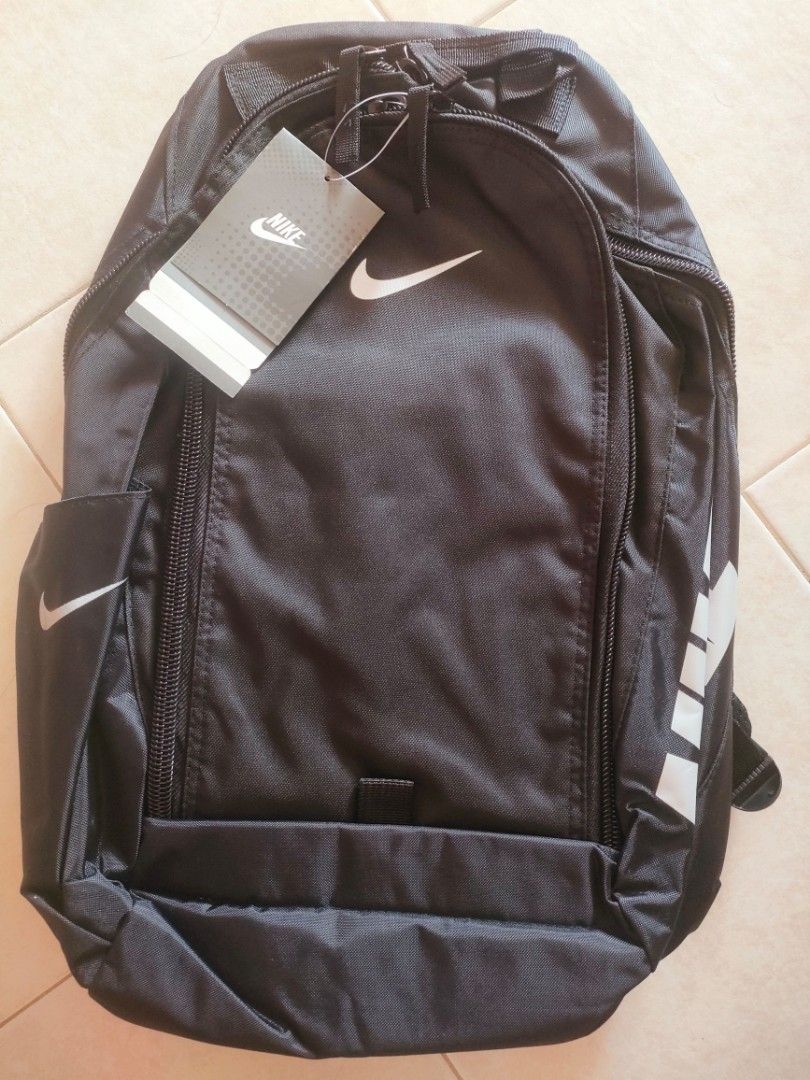 NIKE Backpack, Men's Fashion, Bags, Backpacks on Carousell