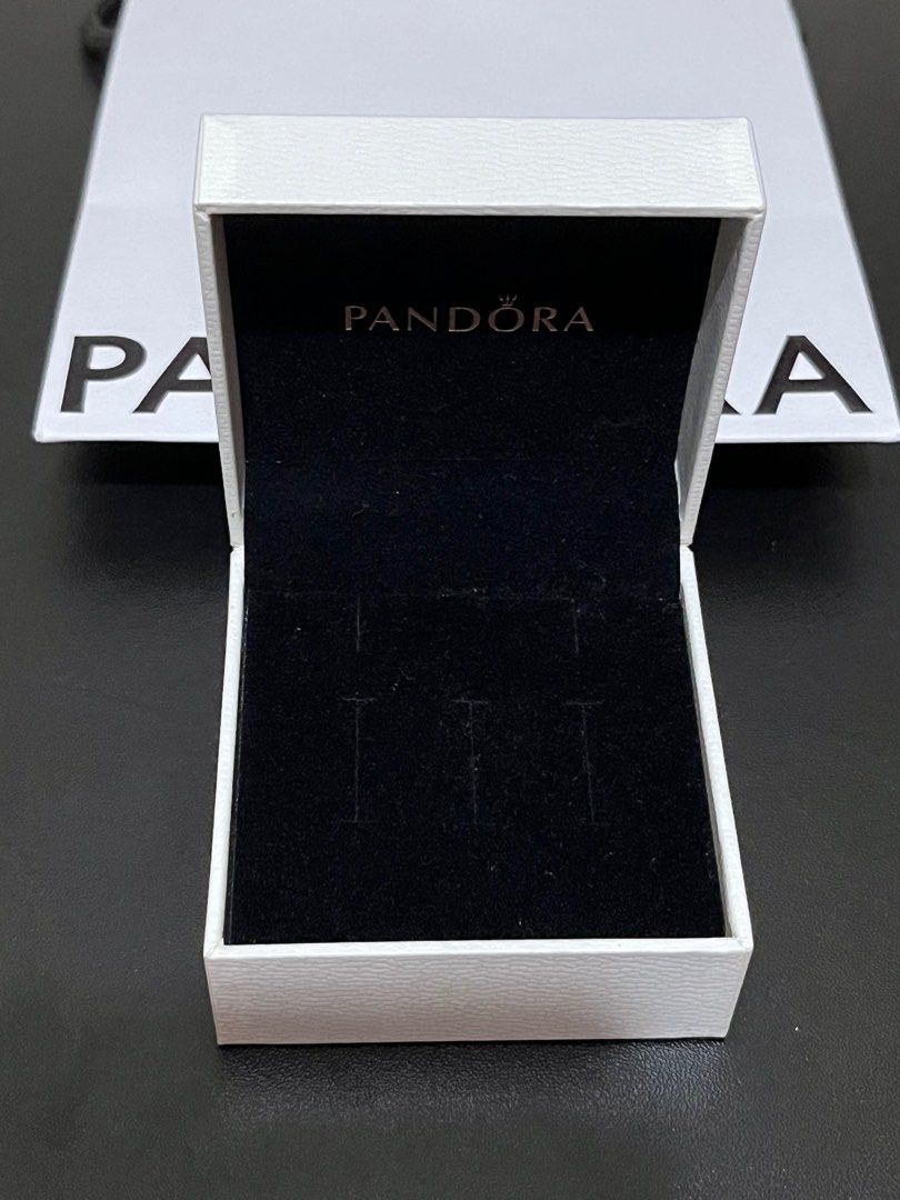Pandora necklace box and gift set on Carousell