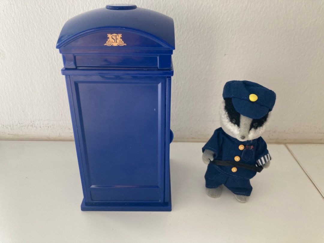 Rare Sylvanian Families PC Roberts and Police box blue telephone box on ...