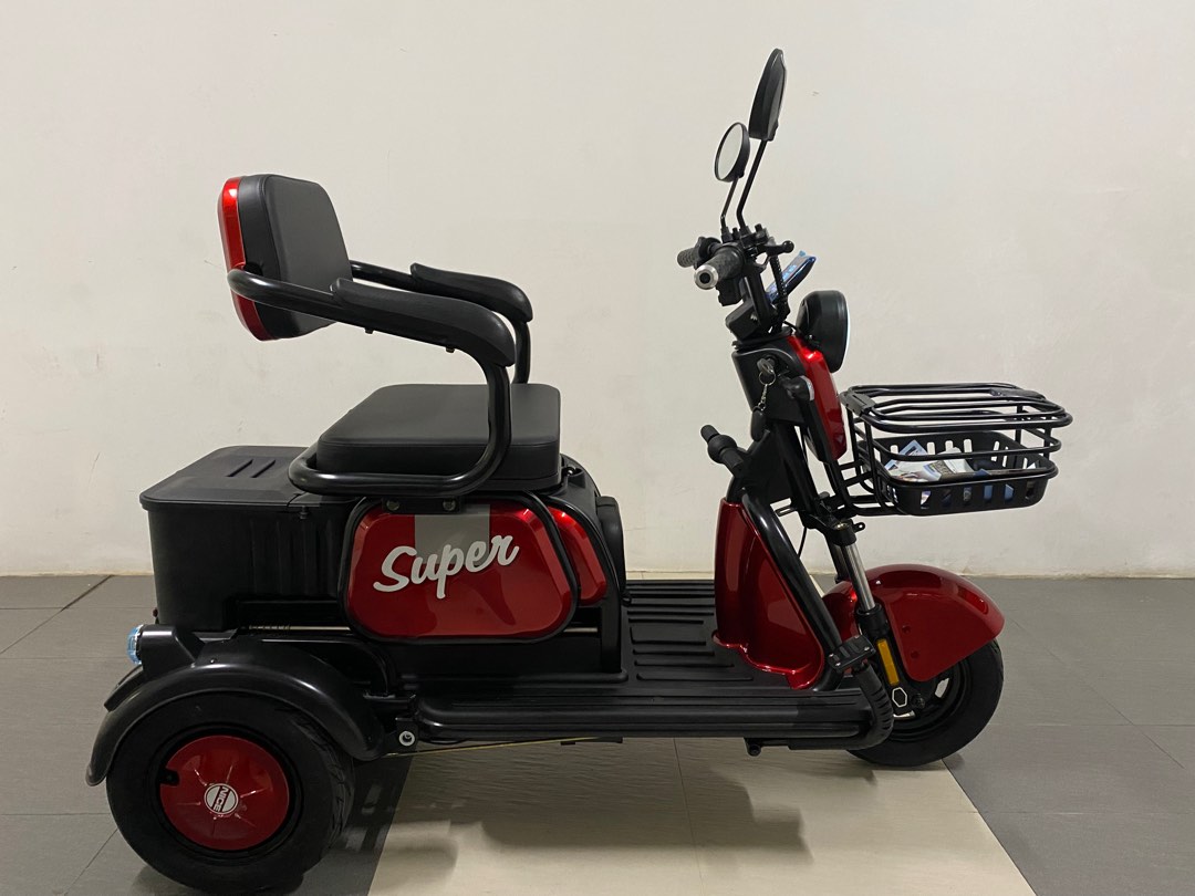 PMA 3 seater, Sports Equipment, PMDs, E-Scooters & E-Bikes, E-Scooters ...