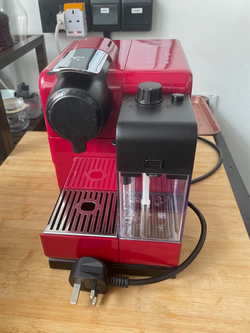 Red Nespresso Lattissima machine, TV & Home Appliances, Kitchen ...