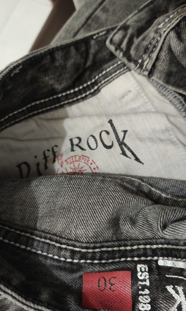 外國牌子Riff Rock 洗水灰男裝 skinny jeans, 男裝, 褲＆半截裙, 牛仔褲 - Carousell