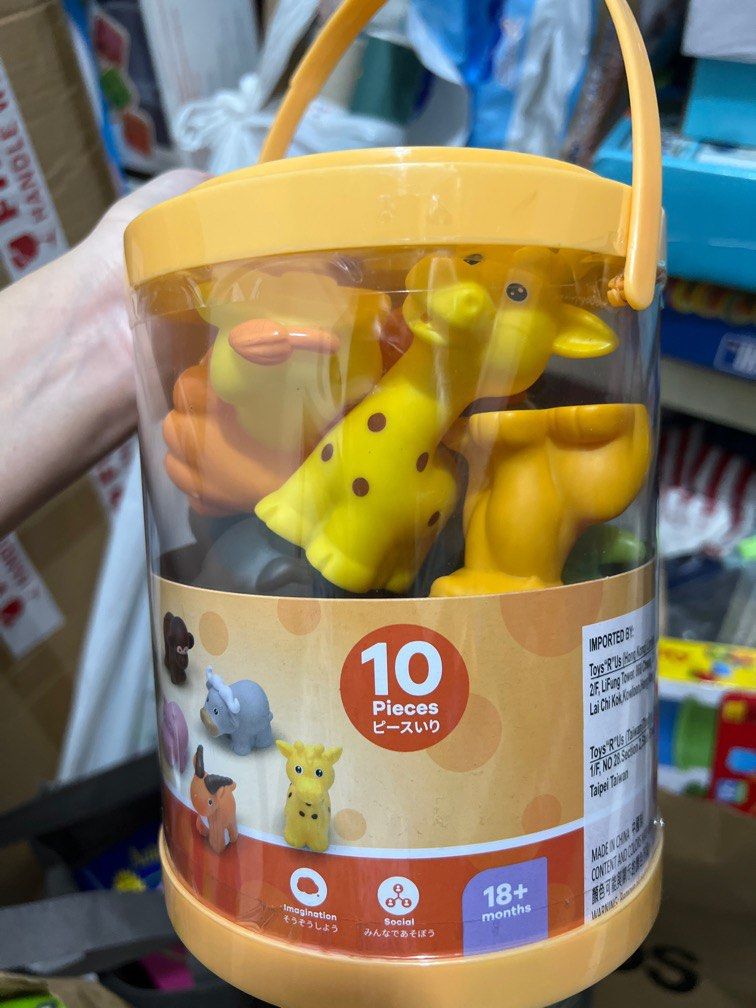 Safari Animals Bucket, Hobbies & Toys, Toys & Games on Carousell