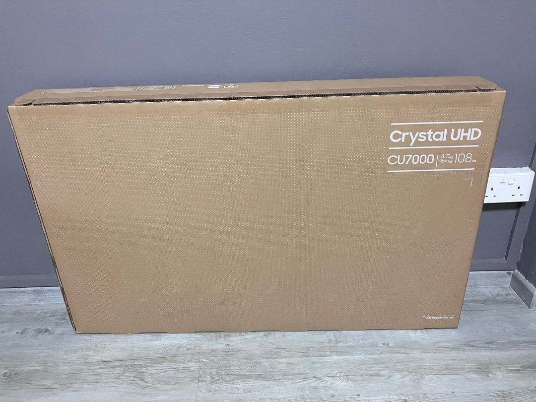 Samsung Crystal UHD 43 inch (CU7000), TV & Home Appliances, TV ...