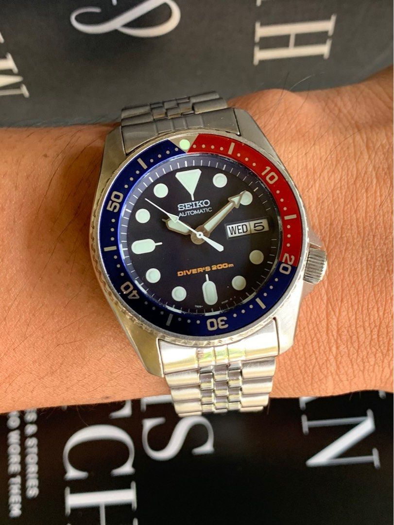 Seiko SKX015 Medium Diver on Carousell