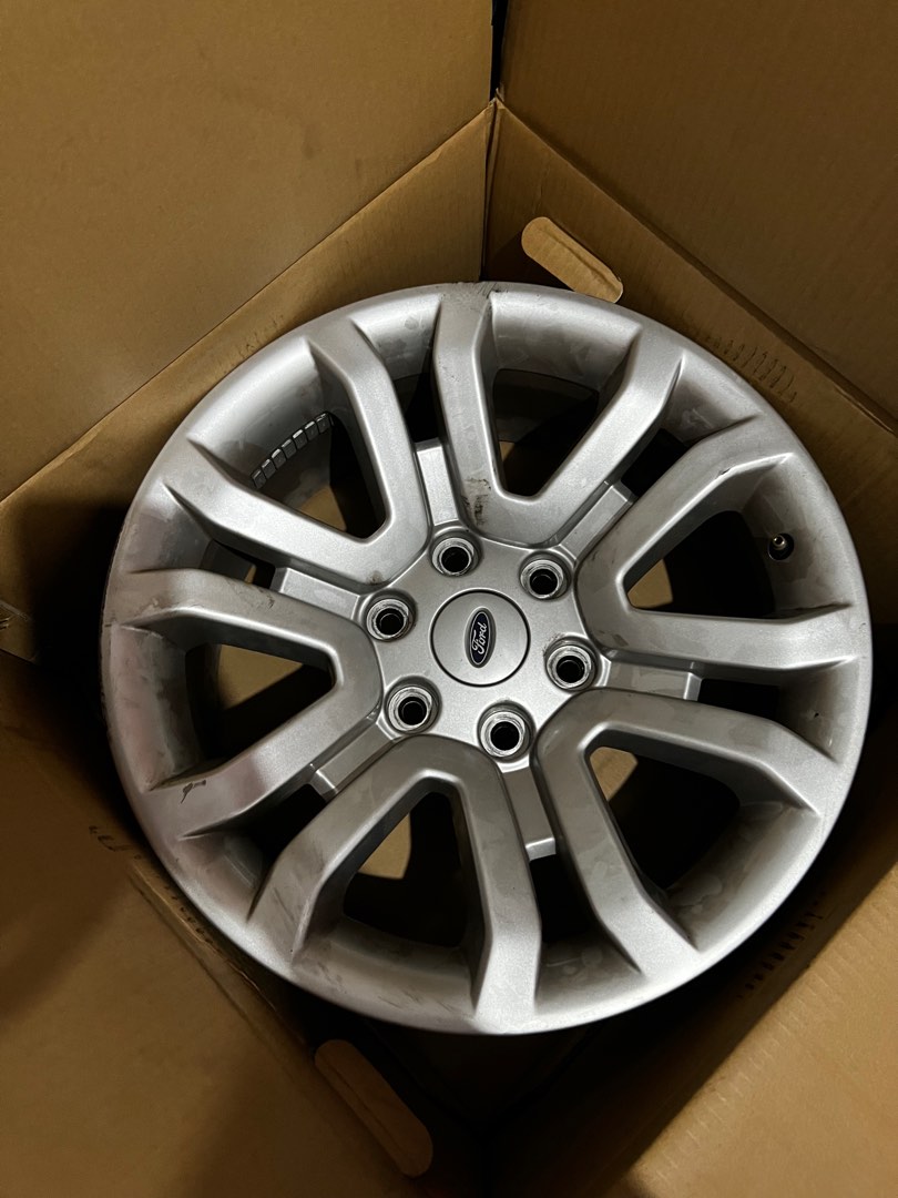 Stock Ford Everest 18” wheels, Car Parts & Accessories, Mags and Tires ...