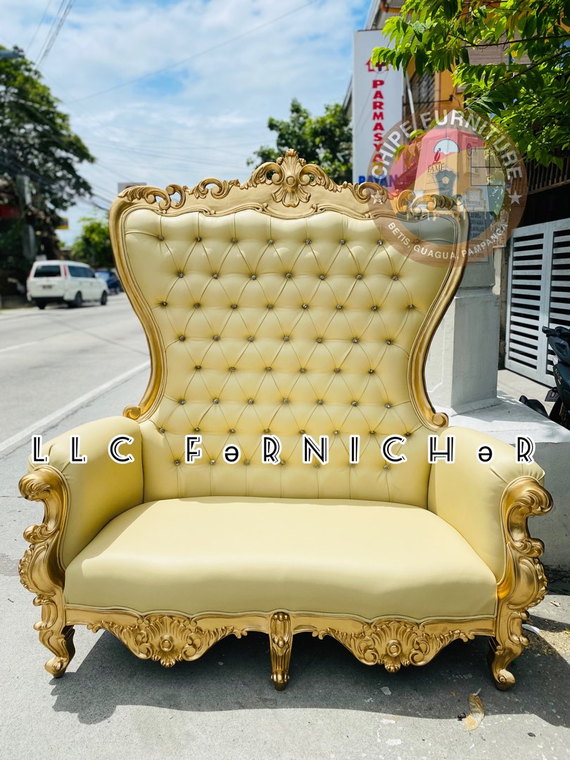 Throne Chairs, Furniture & Home Living, Furniture, Chairs on Carousell