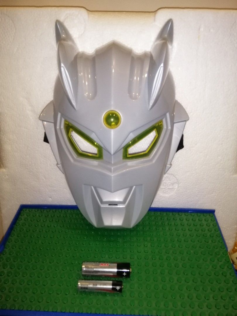 Ultraman Zero children costume mask with lights (thick type), Hobbies ...
