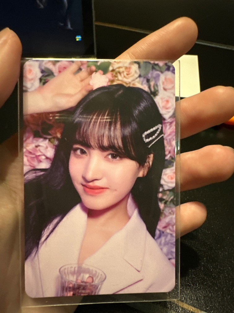 Wts Liz prom queen pc, Hobbies & Toys, Memorabilia & Collectibles, K ...