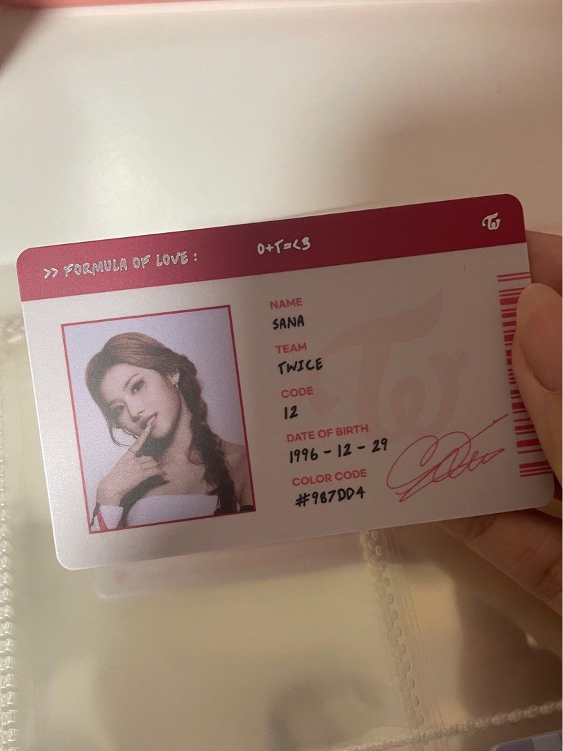 wtt twice sana id card fol, Hobbies & Toys, Memorabilia & Collectibles ...