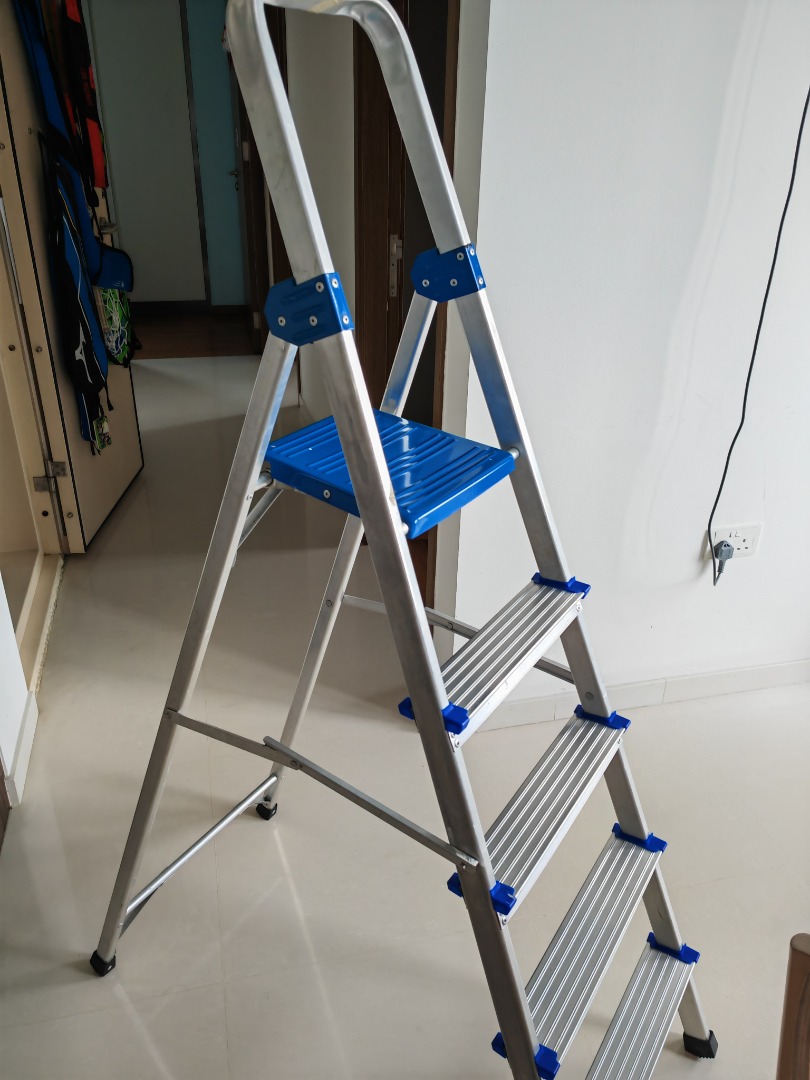 5 step ladder, Furniture & Home Living, Home Improvement & Organisation ...