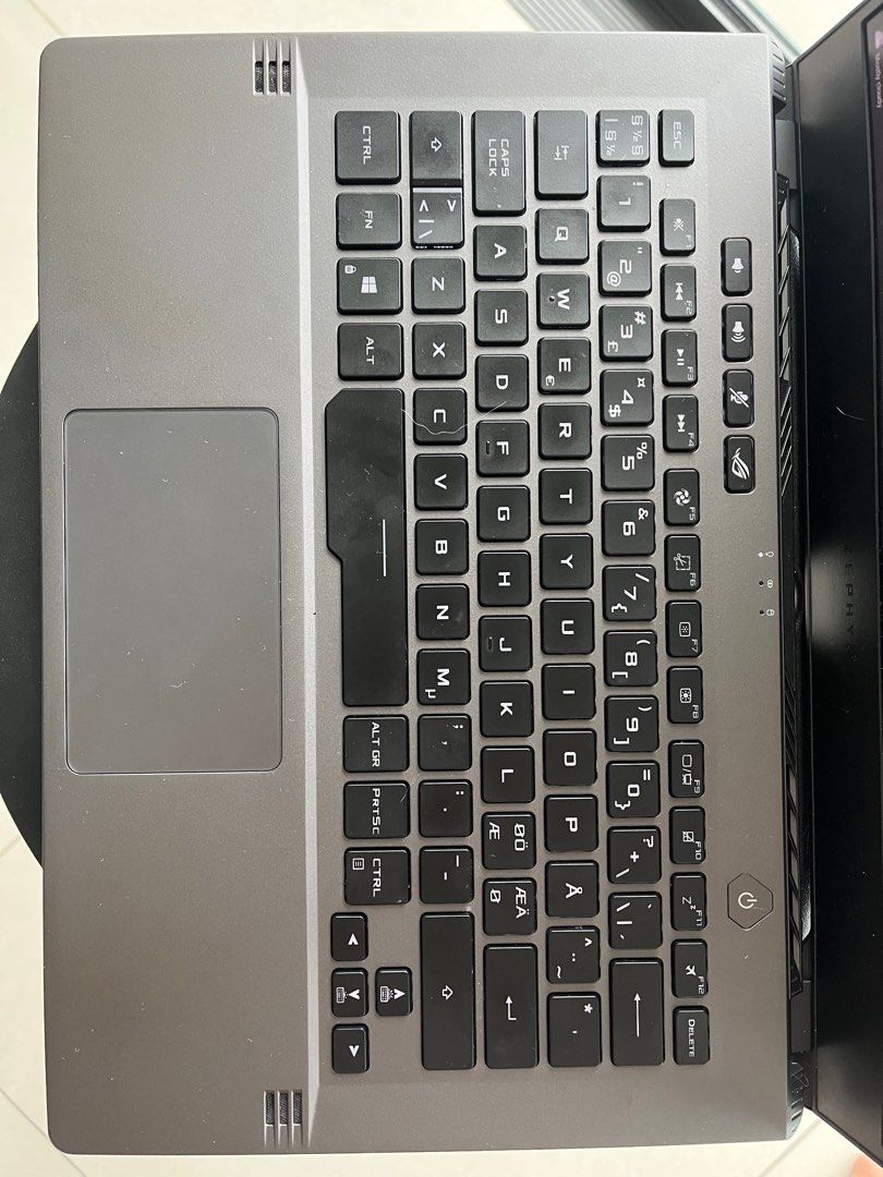 Asus ROG Zephyrus G14 Ryzen 7 4800HS 1660Ti Max Q (Anime Matrix ...