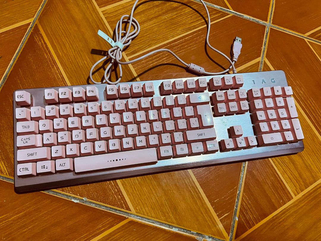 Badwolf keyboard BK800 with free gaming mouse, Computers & Tech, Parts ...