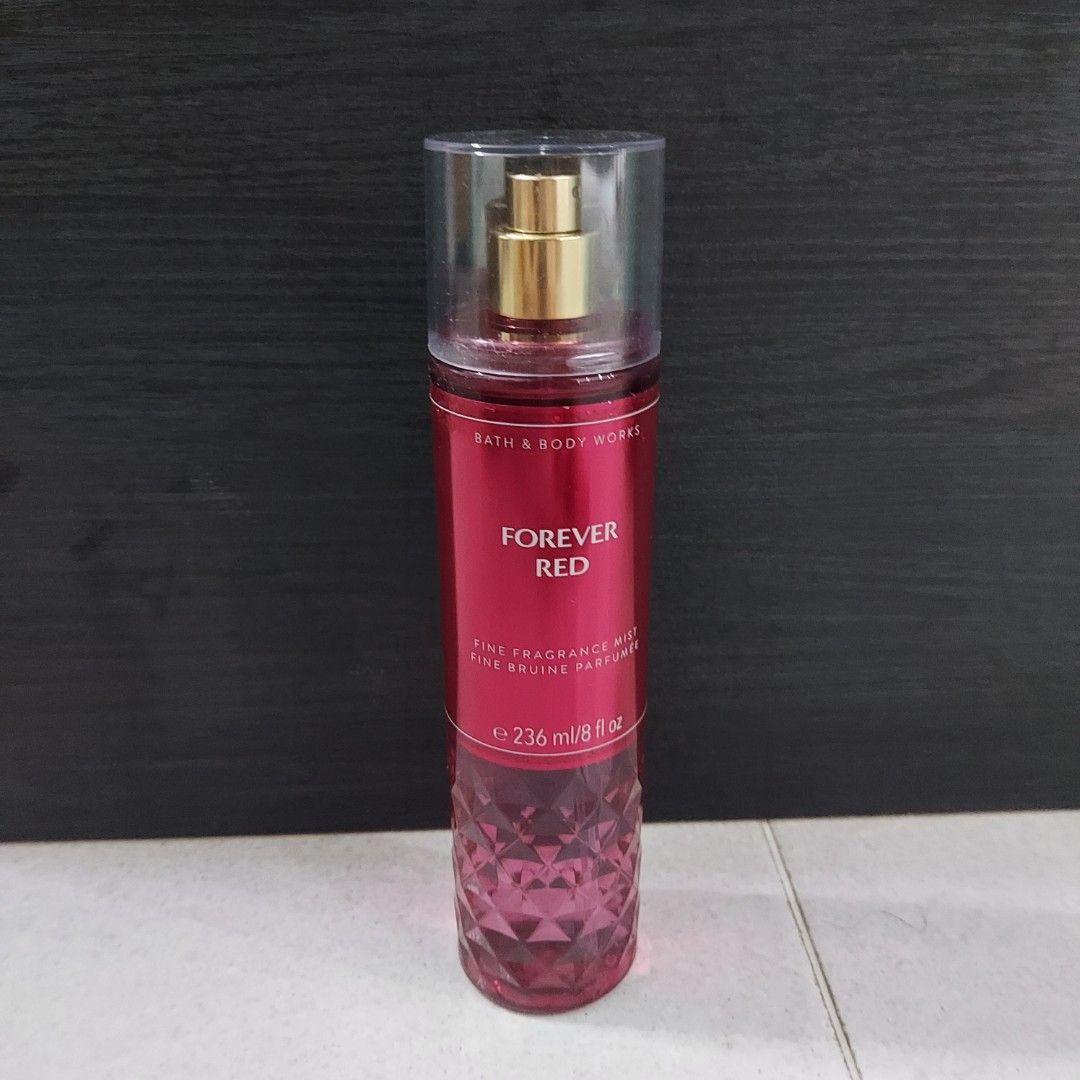 Bath & Body Works forever red, Beauty & Personal Care, Fragrance ...
