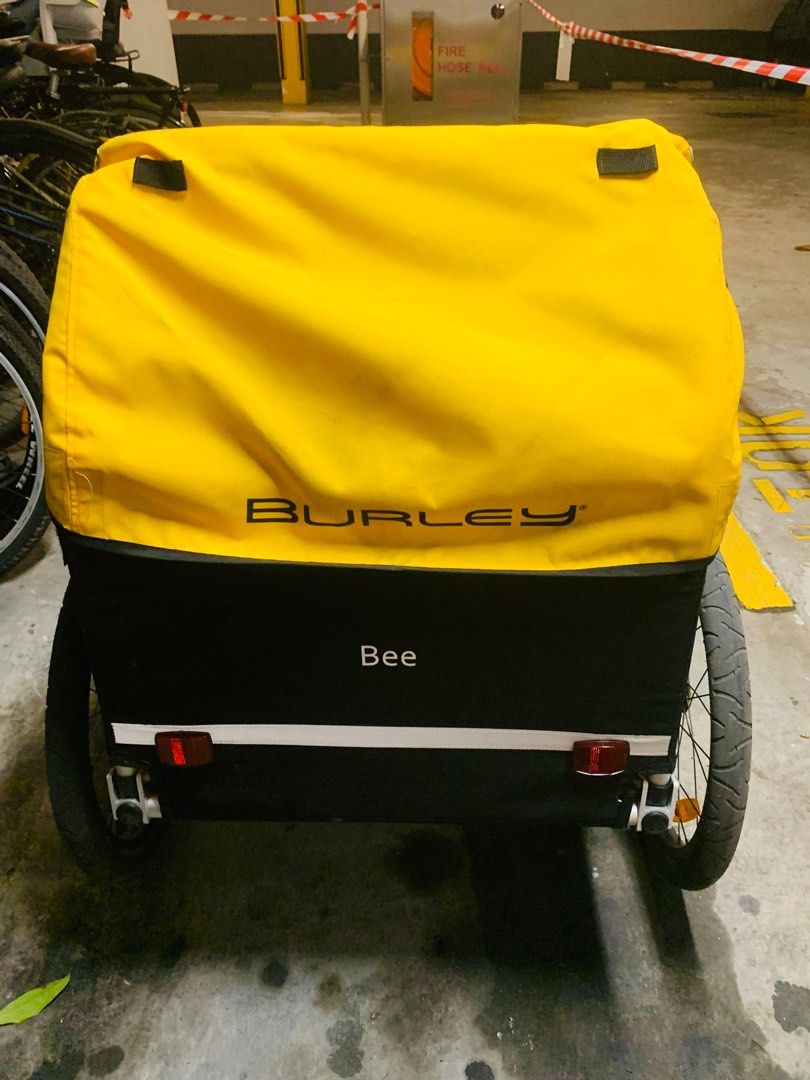 Burley Bee Trailer, Sports Equipment, Other Sports Equipment and ...