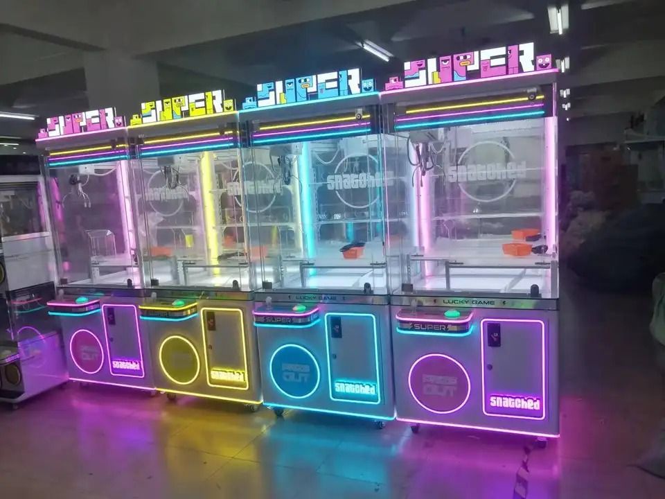 Claw Machine Super Coin Operated, Sports Equipment, Sports & Games ...