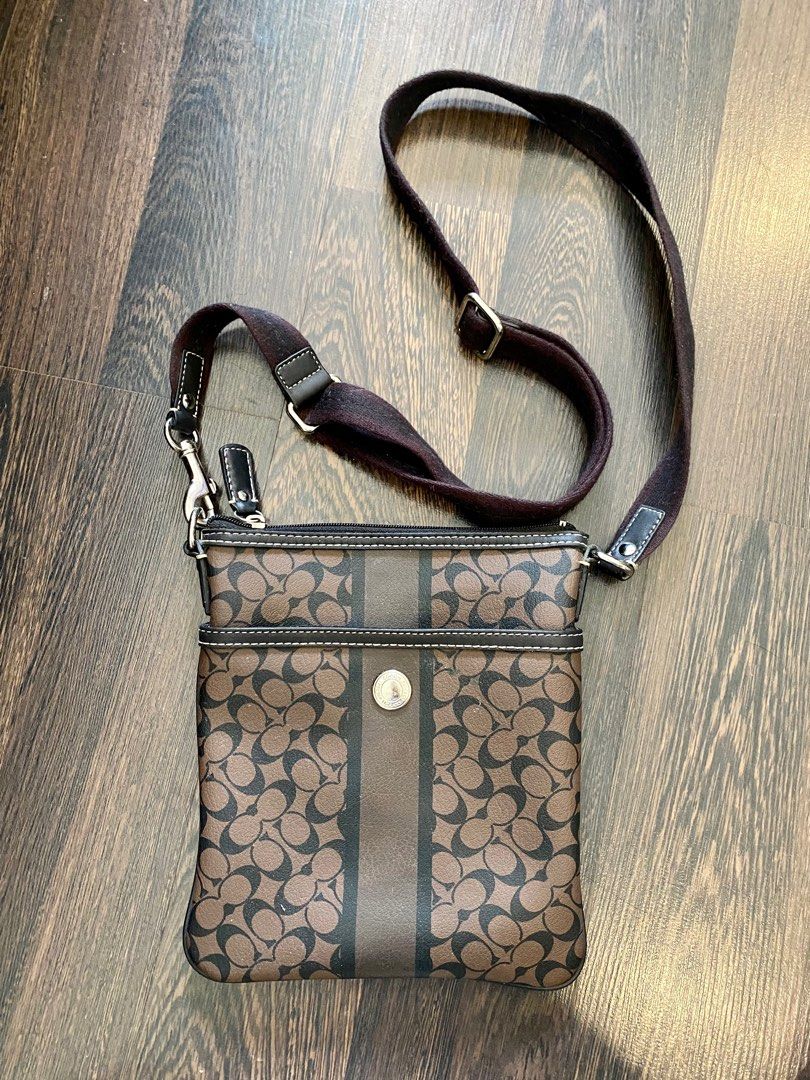 Coach Cross Body Bag, Women's Fashion, Bags & Wallets, Cross-body Bags ...