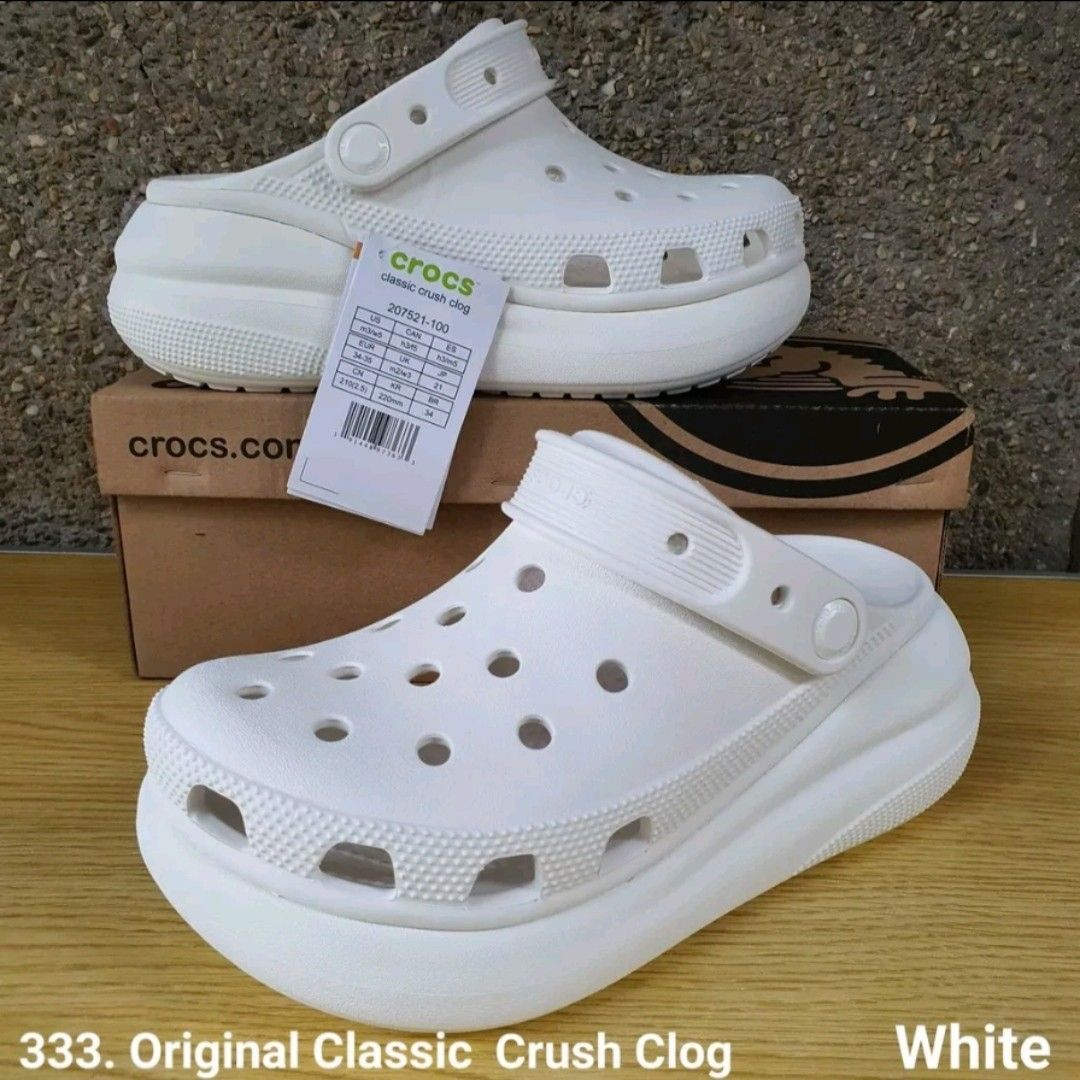 CROCS CLOG (crush)White, Women's Fashion, Footwear, Slippers and slides ...