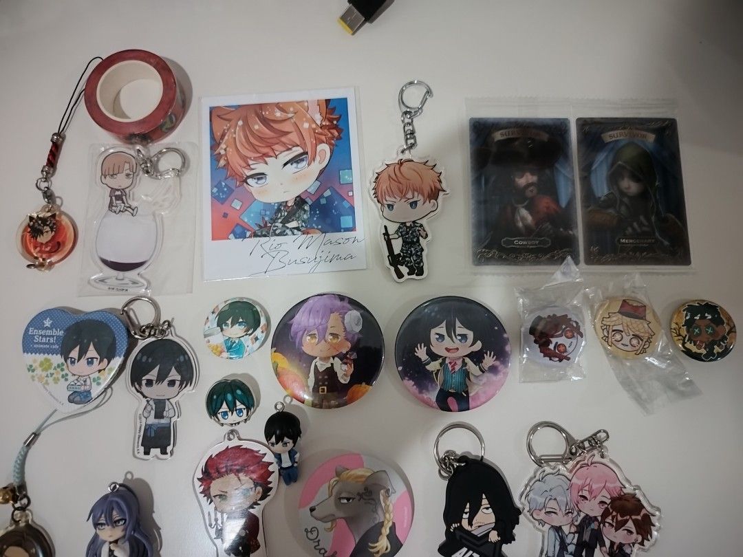 FREE assorted merchandise ensemble stars hypmic tokyo revengers ...