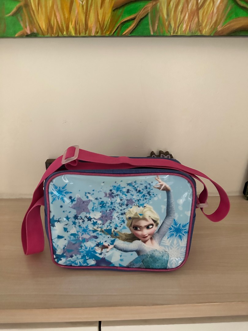 Frozen Lunch Bag on Carousell