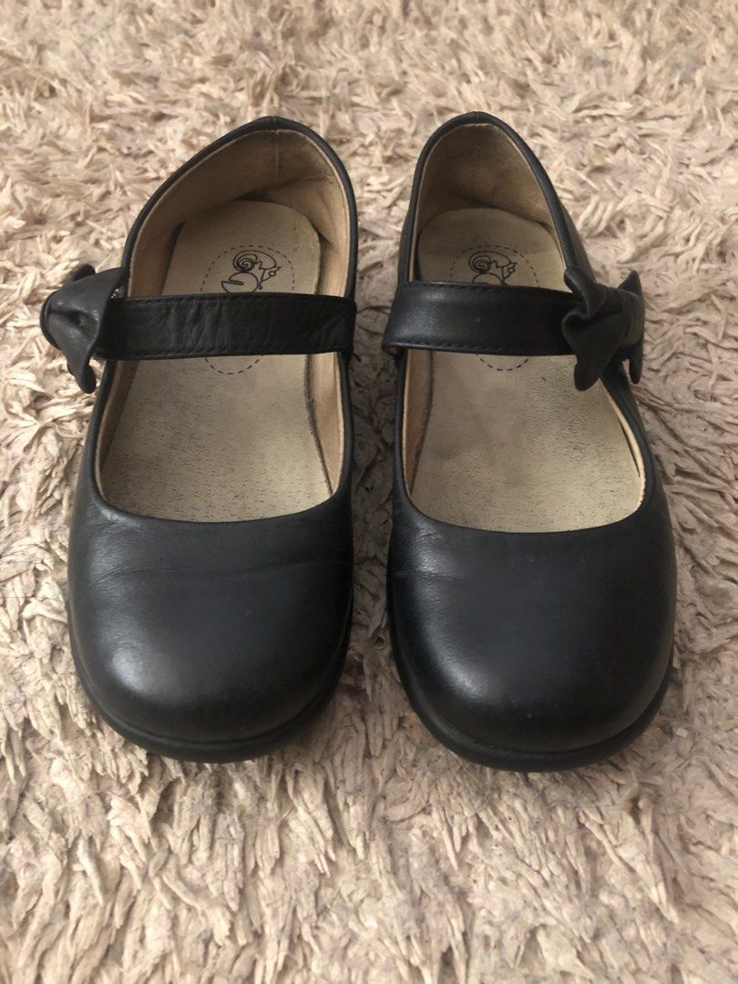 GIBI LEATHER 26, Babies & Kids, Babies & Kids Fashion on Carousell