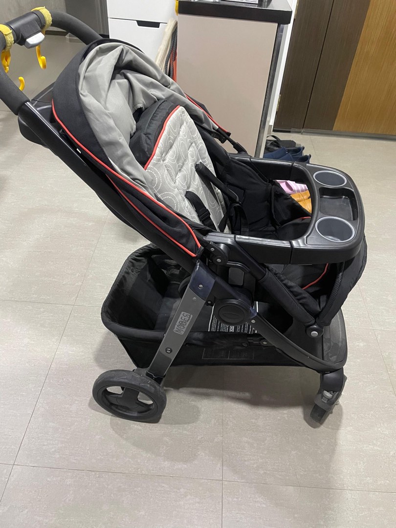 Graco stroller, Babies & Kids, Going Out, Strollers on Carousell