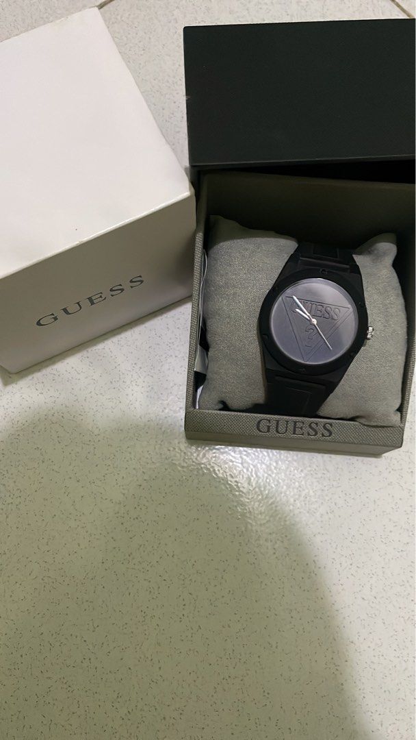 Guess Watch, Barang Mewah, Jam Tangan di Carousell