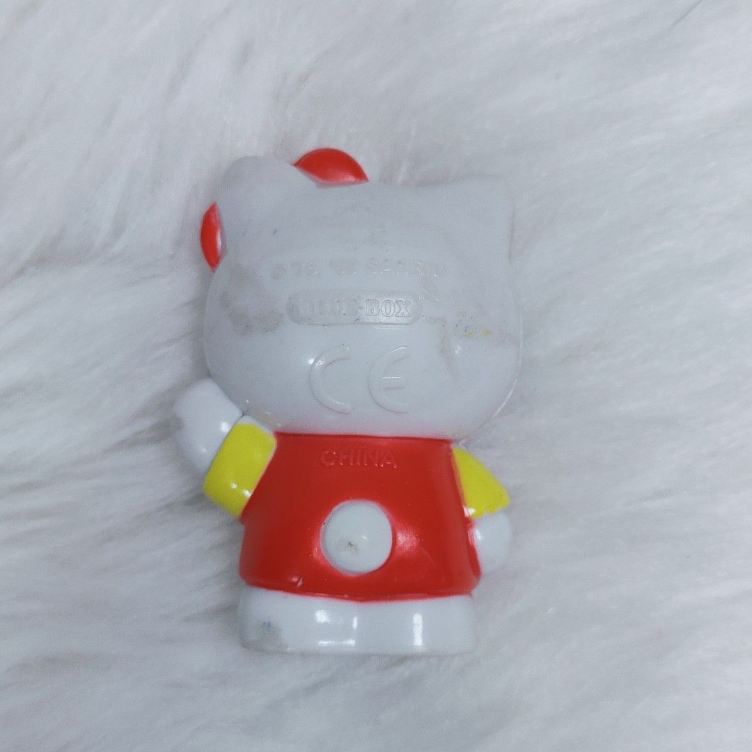 Hello Kitty Classic Red Collectible Figure, Hobbies & Toys, Toys ...