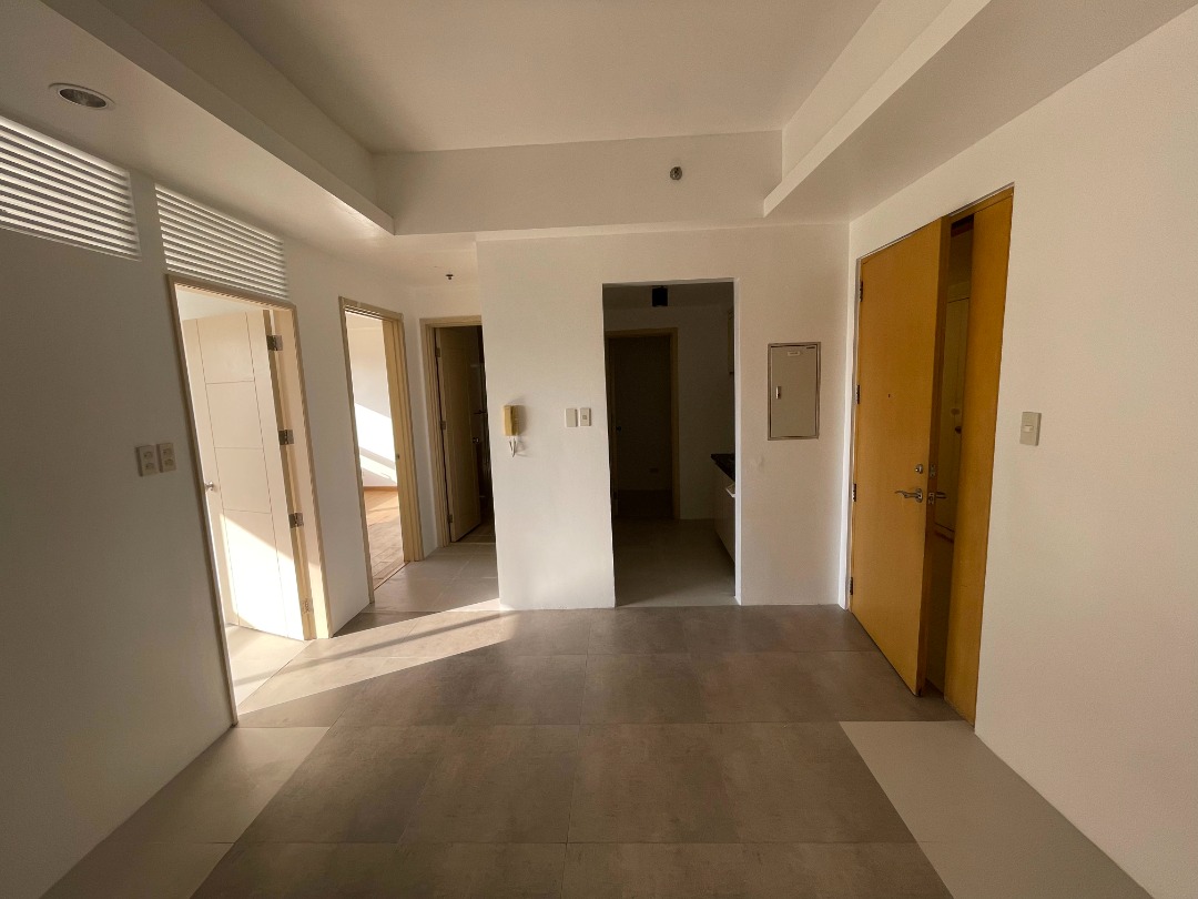 ICON RESIDENCES - BGC on Carousell