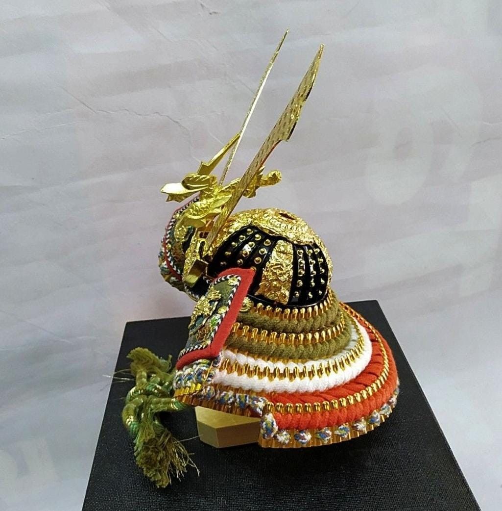 Japan Samurai Helmet Vintage Kabuto Shogun Armor Wood Box Set Japanese ...